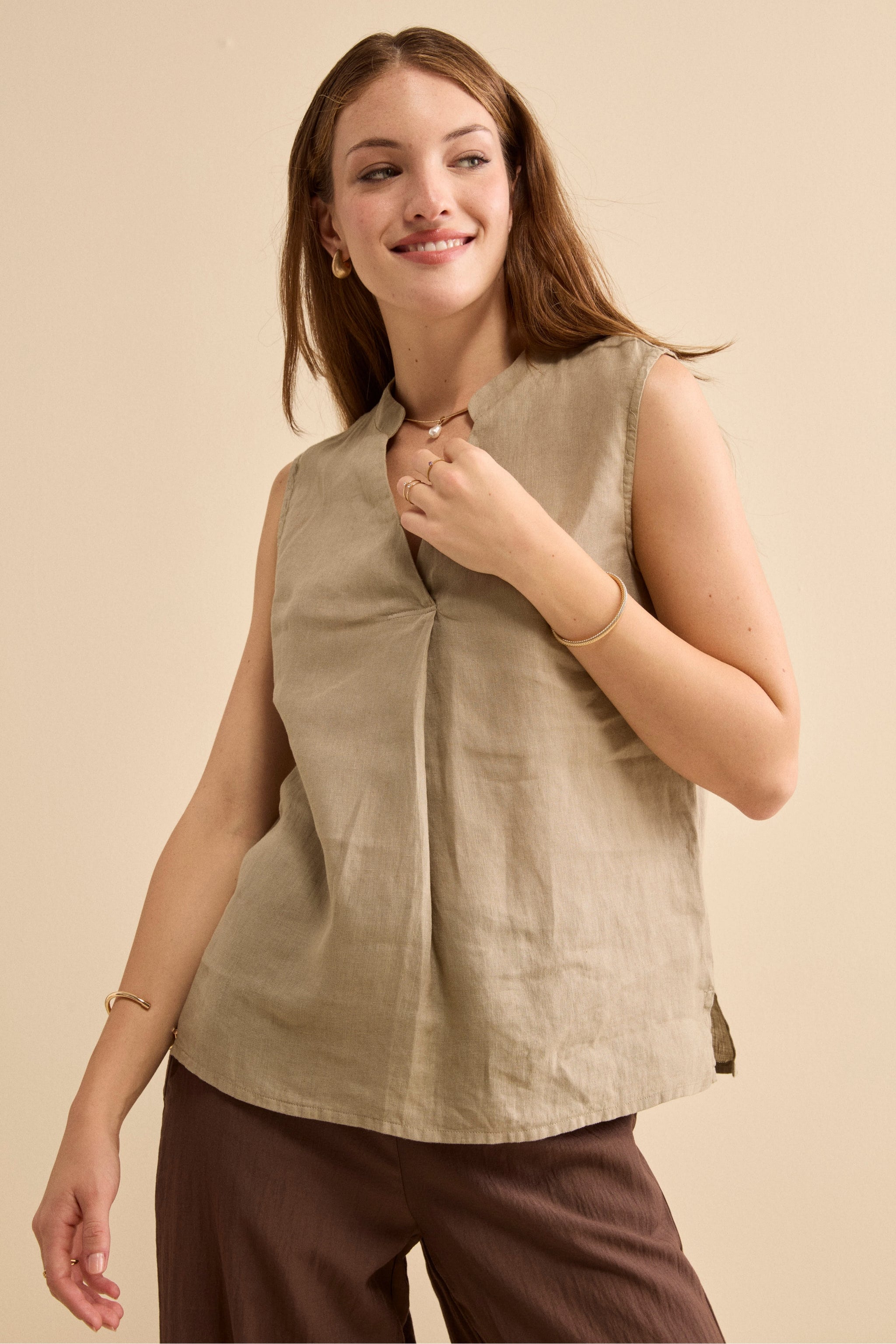 Crossed Linen Top with V-Neck - gray